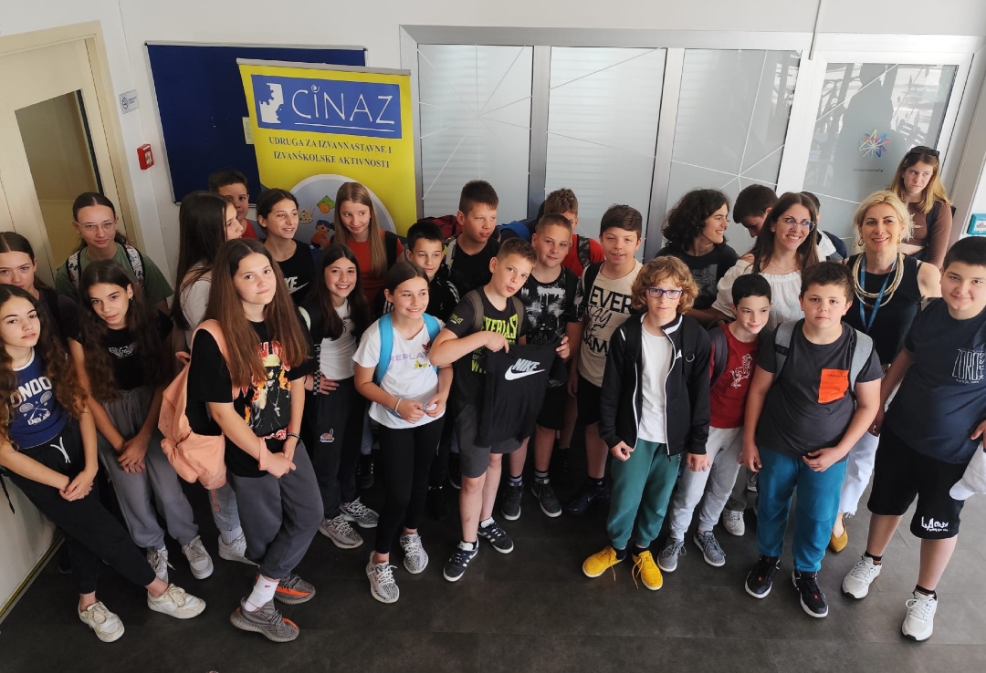 Glavni cilj projekta je osnivanje i osnaživanje učeničkih zadruga ...