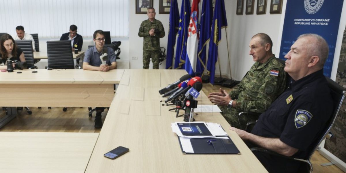 Pripreme za spektakularni mimohod, večeras generalna proba, stižu ...